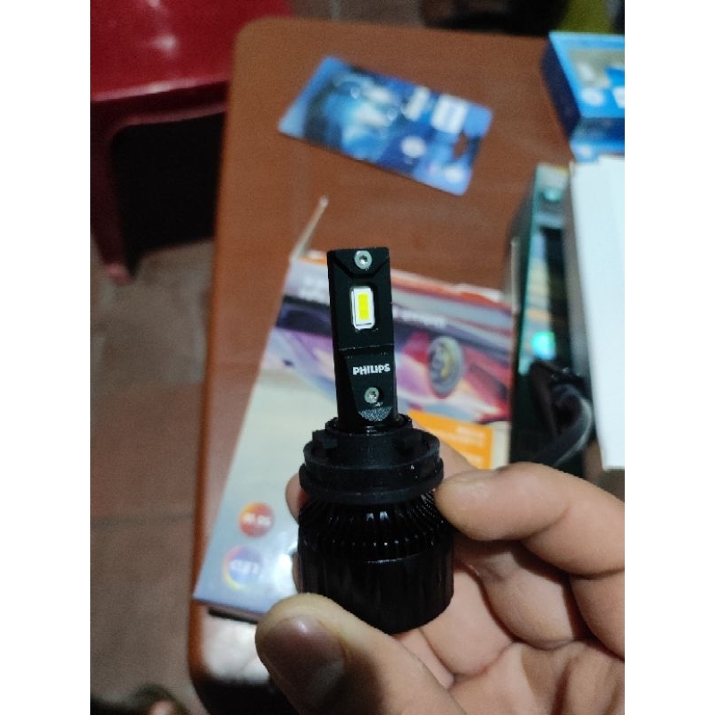 LED PHILIPS RALLY 3550 lắp zin cho oto và xe máy | Shopee Việt Nam