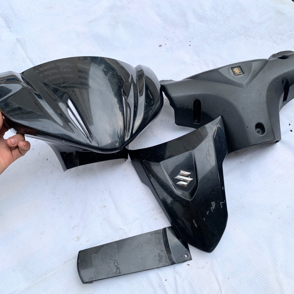 Combo 4 món Bộ ốp đầu suzuki hayate sc màu đen phụ tùng chính hãng việt ...