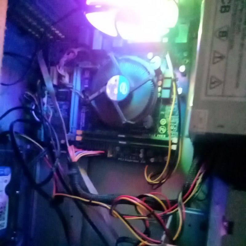 [combo pc văn phòng] Gồm main h61+cpu g2030 + i3 2100 ram 4g dr3 +nguồn giteck 400w cst380 ...