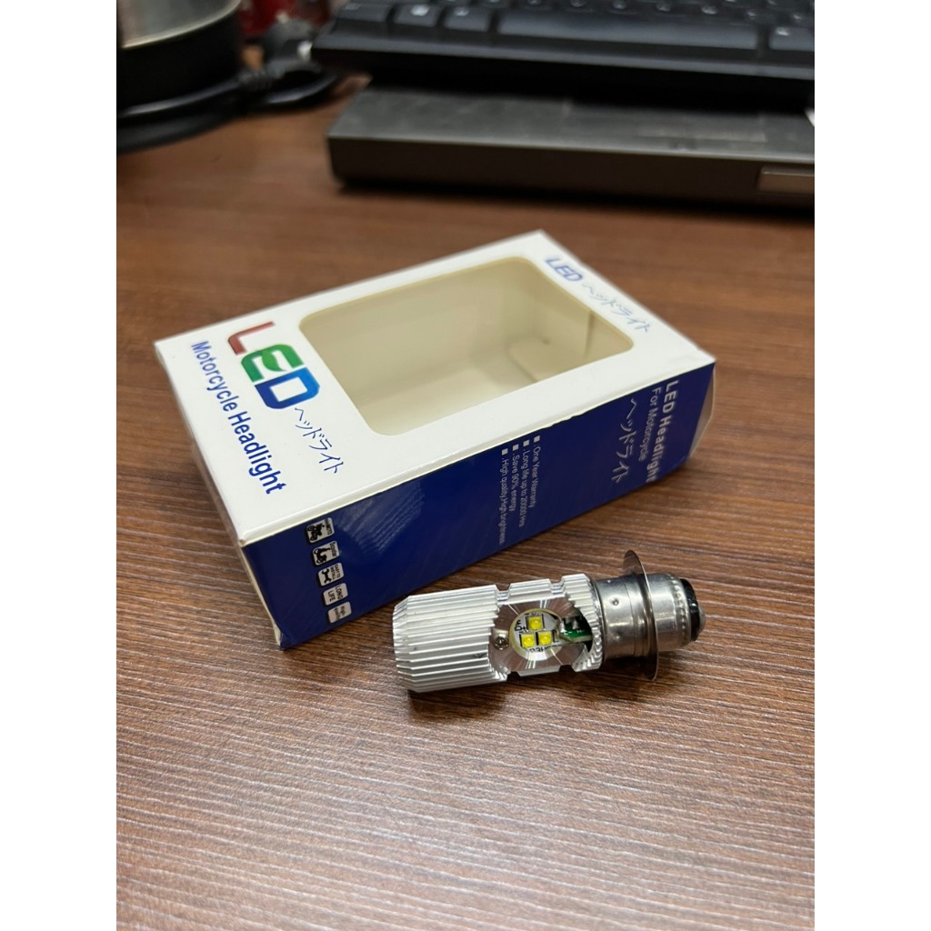 Bóng Led Bi CầuSiêu Sáng 2 Màu Cos Vàng Pha Trắng Chân H4 Dùng Cho Wave , M5 Dùng Cho Dream ...