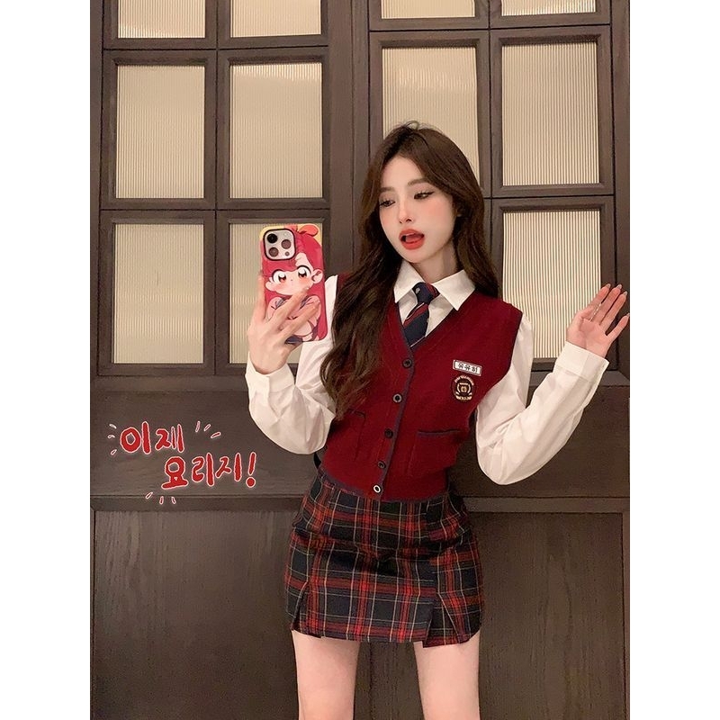 (Sẵn) Set nữ sinh tông đỏ đô - Áo cardigan / gile len cài khuy - Sơ mi ...