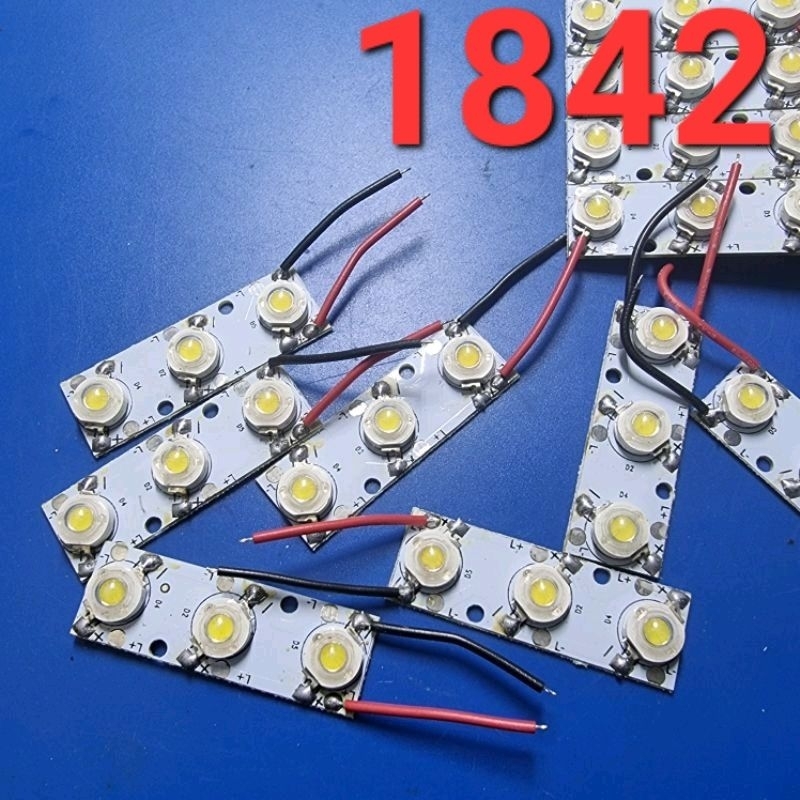 3 đèn led 3w đế thường có dây điện 3v-3.2v (1842) | Shopee Việt Nam