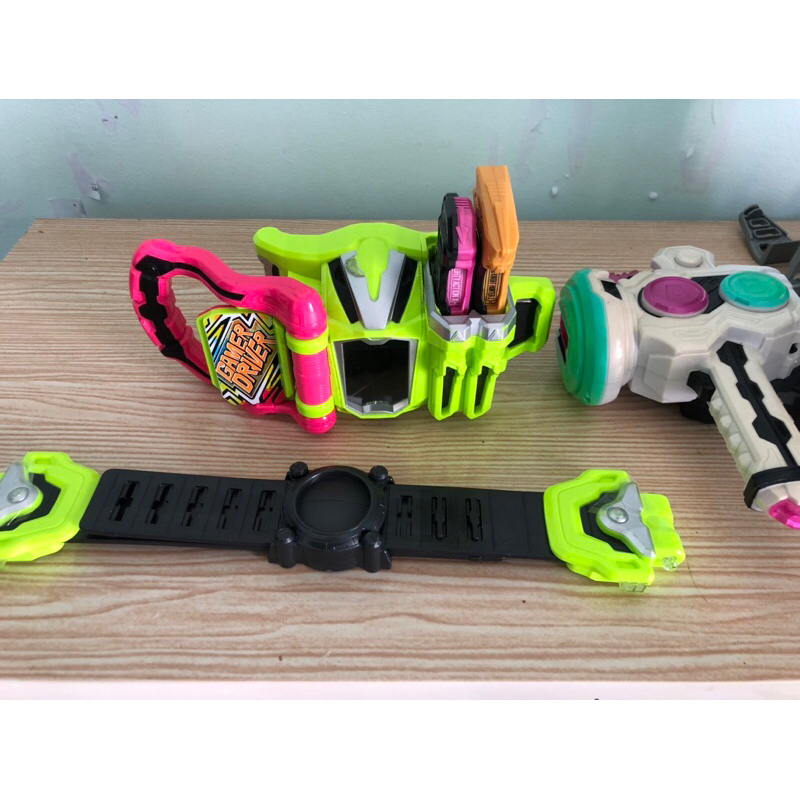 Mô hình Dx Gamer Driver- Kamen Rider Ex-Aid- Chính hãng Bandai | Shopee ...
