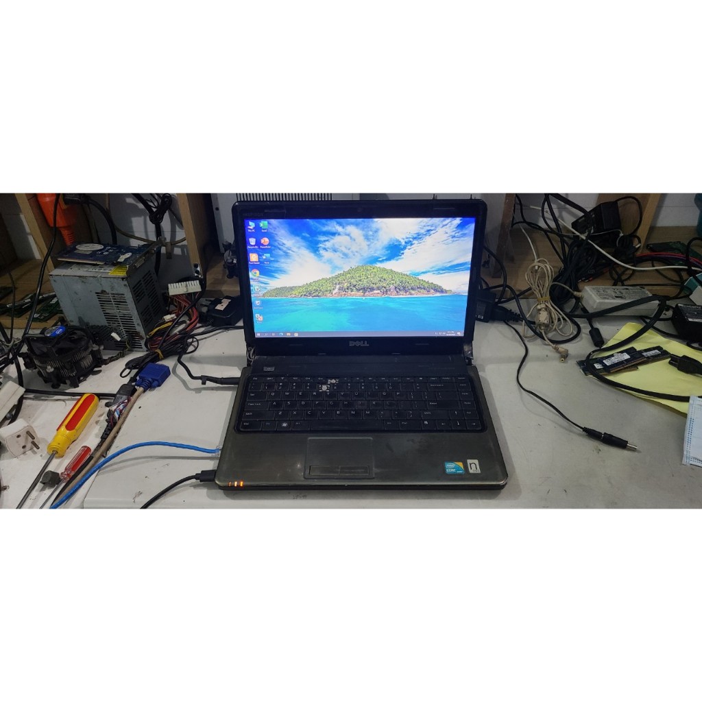 Laptop Dell 1464 Core i3 Ram4Gb Ổ 500Gb, còn chạy bán xác | Shopee Việt Nam