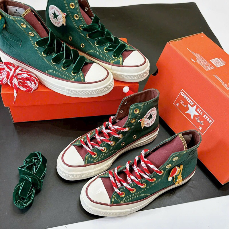 Giày CV Decks the Chuck 70 With Reindeer and Gingerbread Men for ...