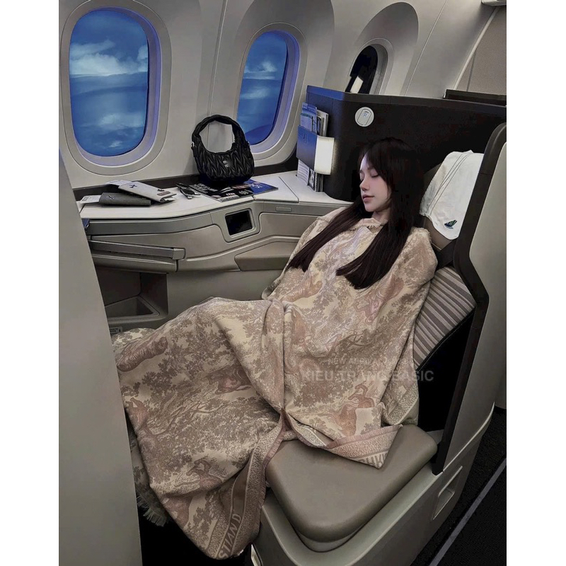 Khăn Choàng Dior Chất Gấm Lụa Cao Cấp Màu Hồng Chữ Nổi 70x188cm | Shopee Việt Nam