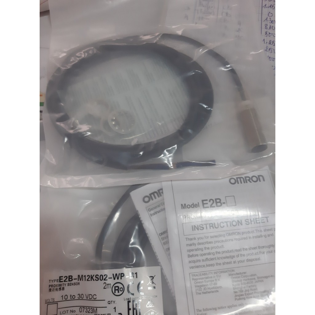 Cảm biến Omron E2B-M12KN08-WP-B1 | Shopee Việt Nam