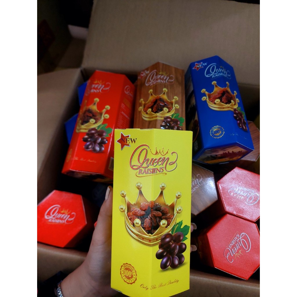 Nho Queen Raisins hộp giấy lục giác 100g | Shopee Việt Nam