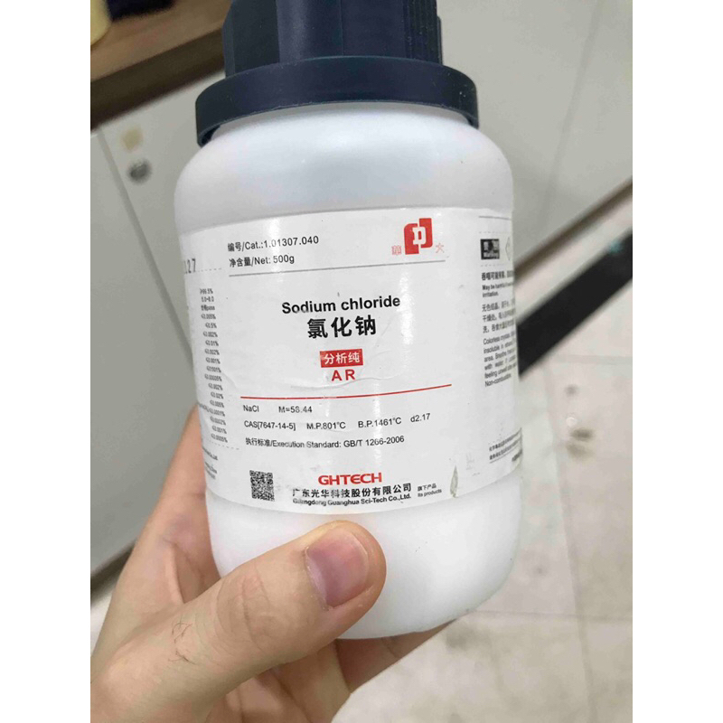 NaCl muối Natri clorua tinh khiết Sodium chloride 500g thí nghiệm an ...