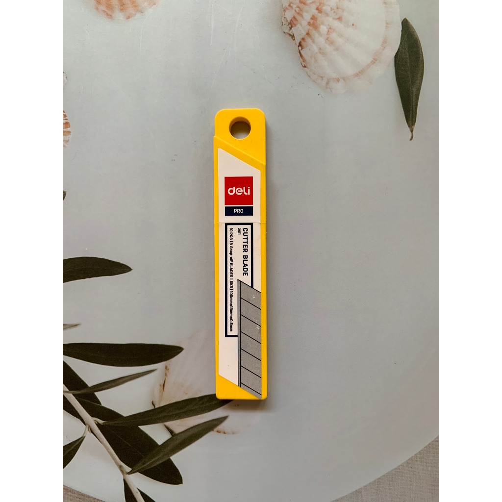 Lưỡi dao rọc giấy Deli 18mm (2011) - 10 cái / hộp | Shopee Việt Nam