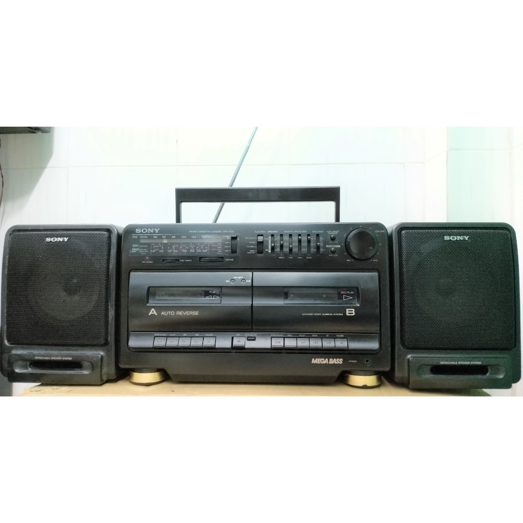 Radio cassette Sony CFS-710S có đường line đồ cũ nghe hay ok 100% ...