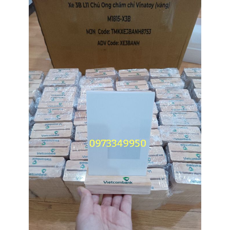 Menu QR code để bàn in đế gỗ Vietcombank A4,A5,A6 | Shopee Việt Nam