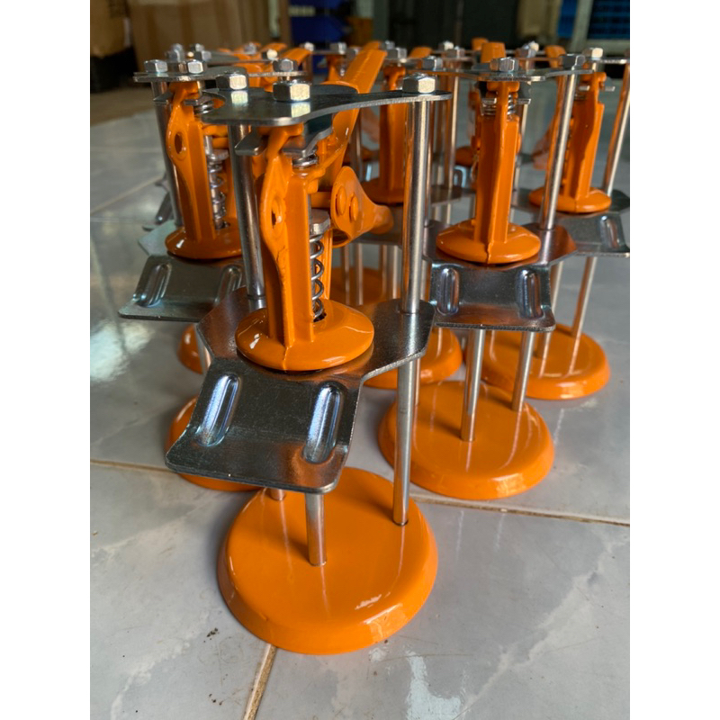 Kích Nâng Gạch Ốp Lát Tường - Con Đội Kê Gạch Men Ốp Tường Loại 3 Trụ Hàng Loại 1-560g | Shopee ...