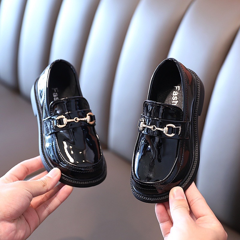 Giày bé gái size28 | Shopee Việt Nam
