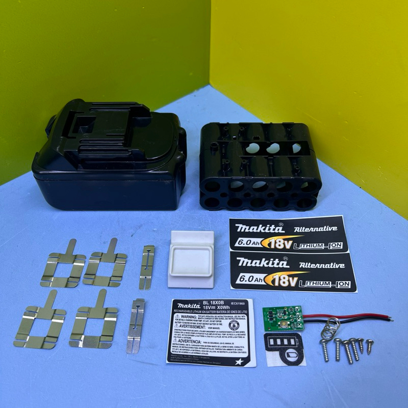 Vỏ pin Makita 18v ( 21v ) dùng mạch adapter | Shopee Việt Nam