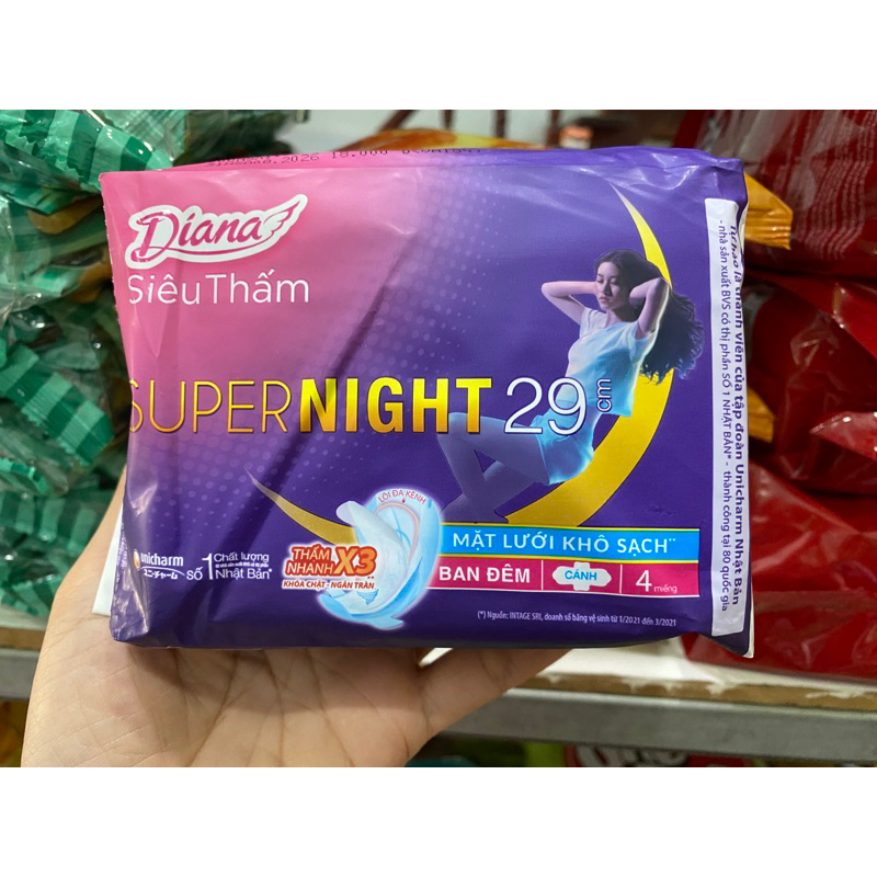 Băng vệ sinh Diana ban đêm có cánh 29cm gói 4 miếng | Shopee Việt Nam