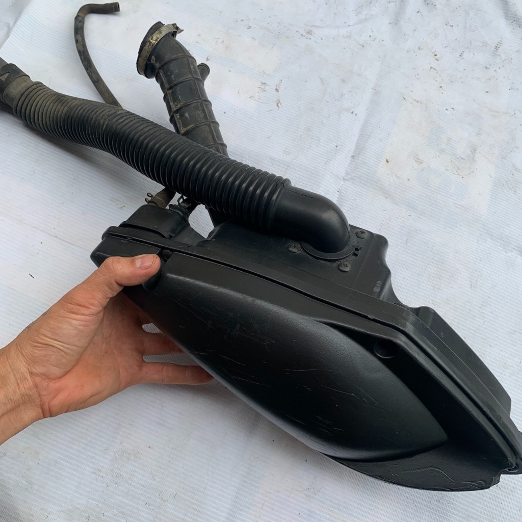 Bộ Lọc Gió / bầu gió,Pô E Kymco Candy Hi 50 Chính Hãng (hàng zin tháo ...