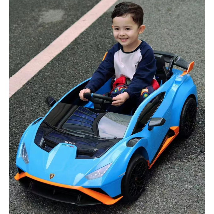 Xe điện trẻ em Lamborghini Huracan STO SMT 555 bản quyền Drift xoay 360 ...