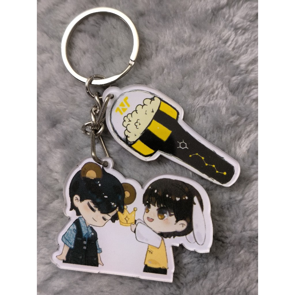 Móc khóa CP TNT chibi | Shopee Việt Nam