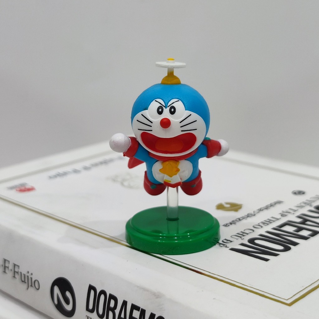 Mô hình Doraemon mini đế xanh chủ đề truyện dài trong trứng socola ...