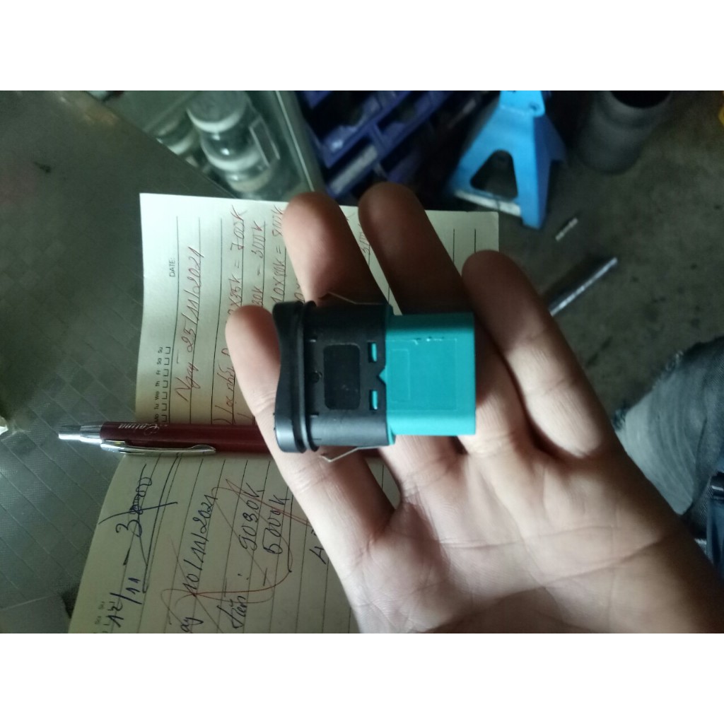 Công tắc lên xuống kính xe Ford Transit - Hàng Taiwan. OEM: 5C1T14529AA ...