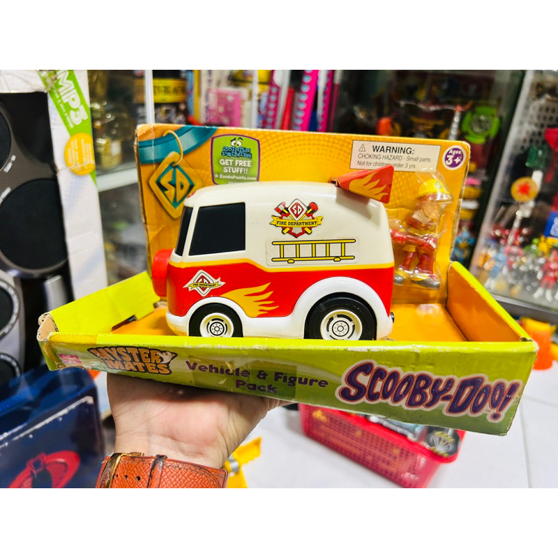 Mô hình xe cứu hoả Scooby-Doo Race Team Van & Scooby Set | Shopee Việt Nam