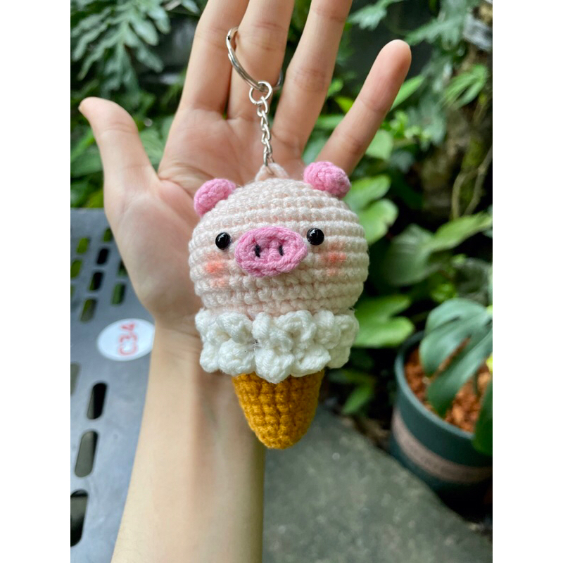 Móc khoá kem heo len handmade | Shopee Việt Nam