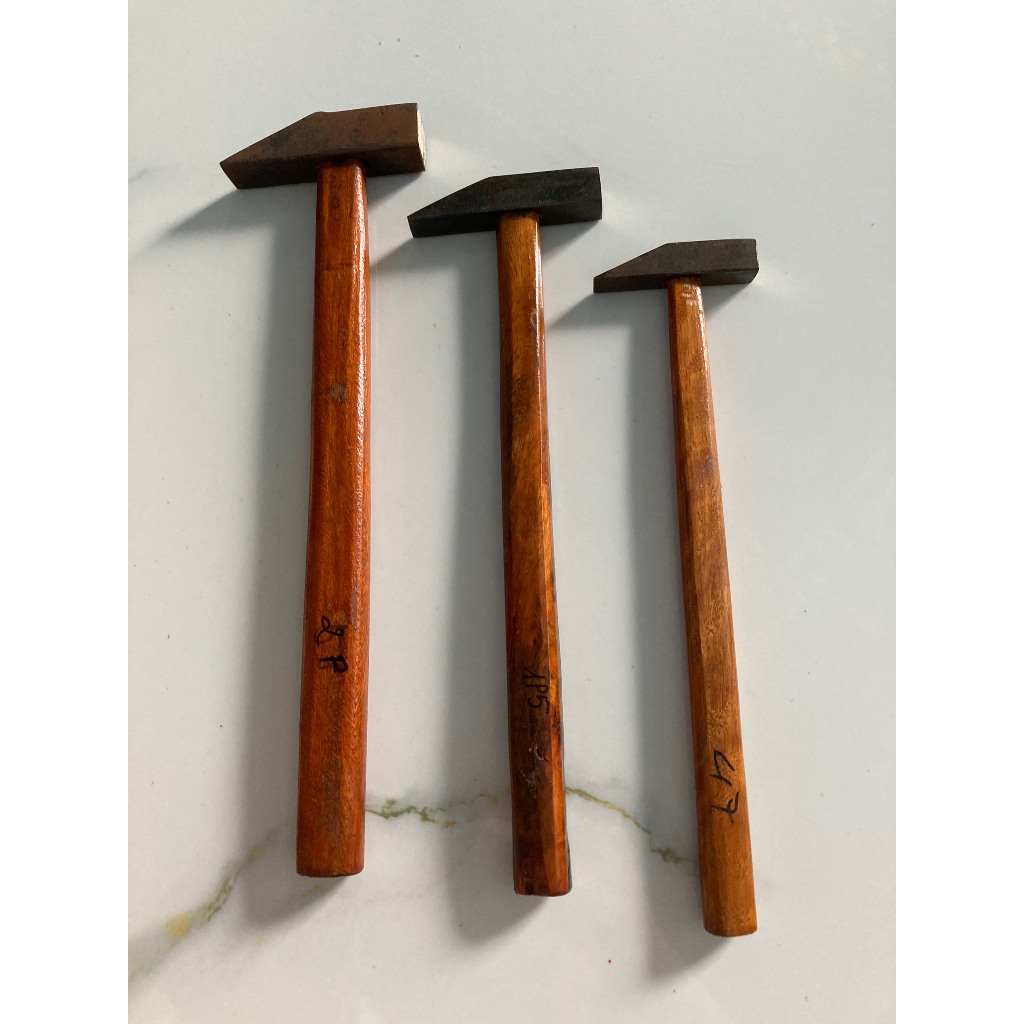 [ 1 cây ] Búa sắt cán gỗ thợ bạc | Shopee Việt Nam