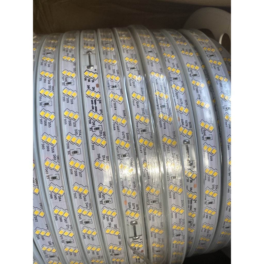 Cuộn 100m Dây Đèn LED 2835 220V có kèm 2 nguồn nối sẵn trang trí 3 hàng ...