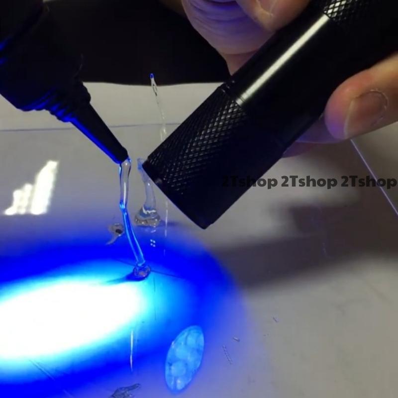 Đèn soi tiền, đèn uv kèm theo sẵn 3 viên pin. Đèn LED UV 9 bóng, đèn soi giấy tờ, cà vẹt ...