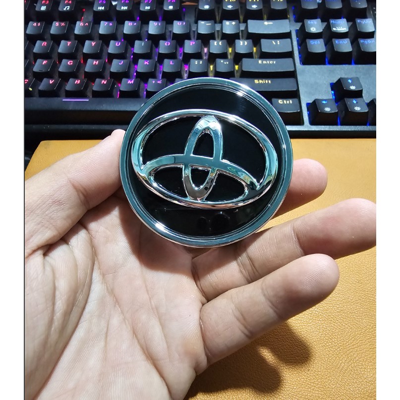 Logo chụp mâm, ốp lazang bánh xe Toyota Innova, Camry - Đường kính ...