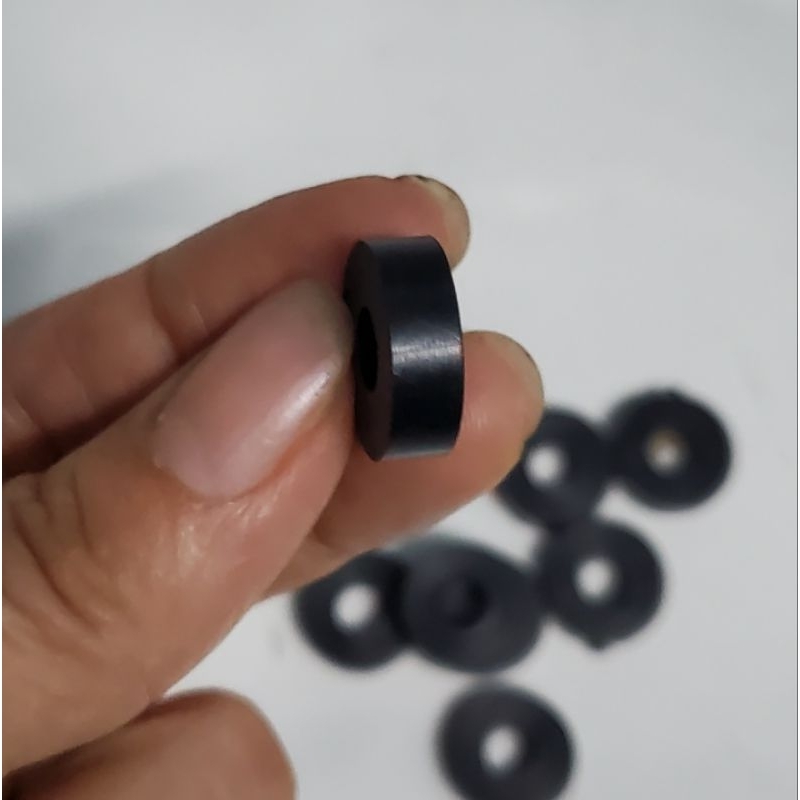 Long đền cao su lổ 6 li, dầy 5 li, đường kính 16mm ( 10 cái ). | Shopee Việt Nam