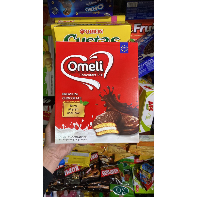 Bánh Omeli chocolate pie hộp 300g ( 12 gói x 25gr ) | Shopee Việt Nam
