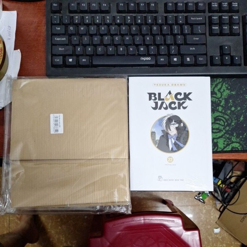 Sách_ [Bìa cứng] BLACK JACK 22 + BOX – Osamu Tezuka – NXB Trẻ | Shopee Việt Nam