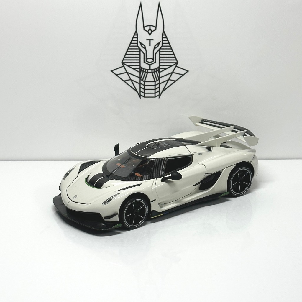 Mô Hình Xe Ôtô Kim Loại 1/24 Siêu Xe KOENIGSEGG JESKO Dùng Để Trưng Bày ...