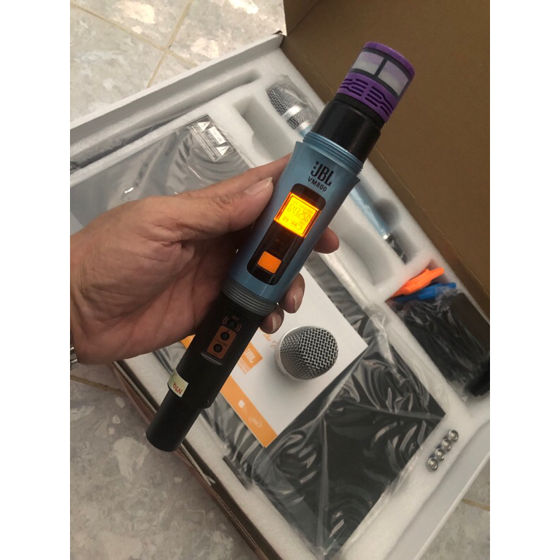 Micro karaoke không dây JBL VM800 Smart (Sóng mạnh, hút tiếng tốt ...