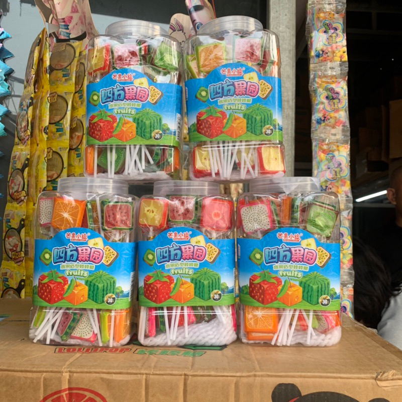 Lọ 30 chiếc kẹo Mút hình vuông, tròn, con vật mix vị hoa quả | Shopee ...
