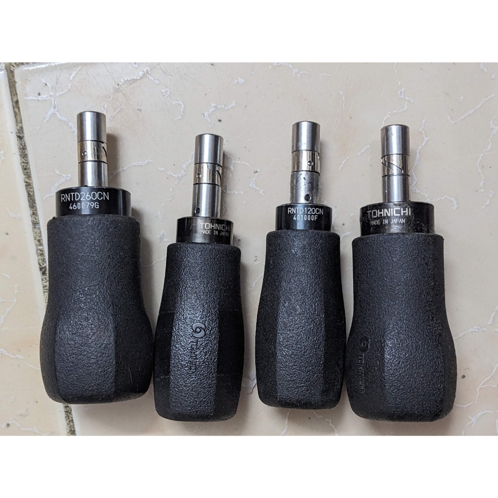 Tovit lực Tohnichi chân cắm 1/4 hex- 6.35mm Japan đã qua sử dụng kèm 1 ...