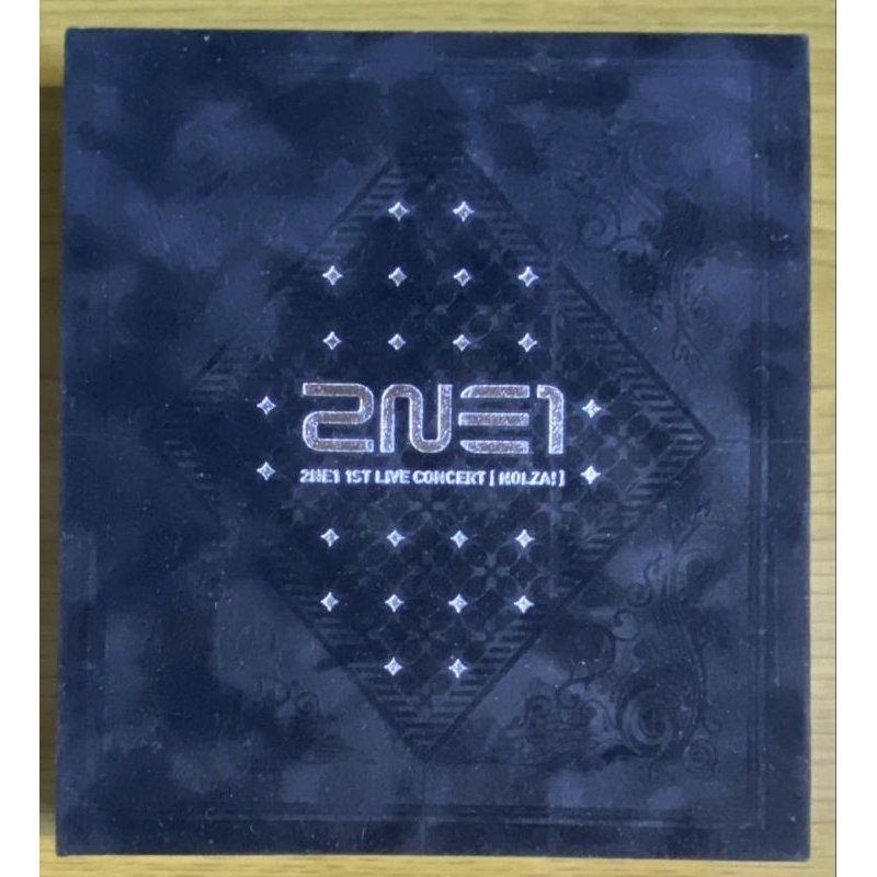 BỘ 2NE1 1ST LIVE CONCERT [NOZLA] CD | Shopee Việt Nam