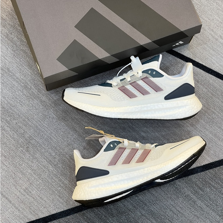 Giày Thể Thao Chạy Bộ Unisex Adidas Pureboost 22 Trắng Rêu Vạch Tím Shopee Việt Nam