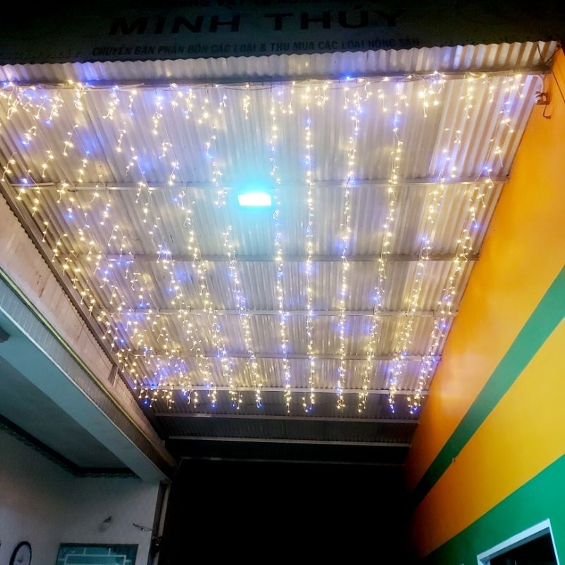 Đèn Led Mành Rủ 12m Vàng Nháy Điểm Xanh | Shopee Việt Nam