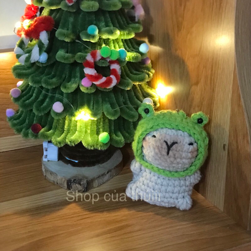 Móc khoá Capybara bằng len | Shopee Việt Nam