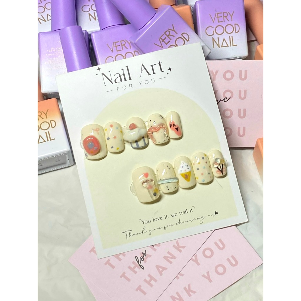 Nailbox thiết kế cute dễ thương màu kem form ngắn nhà ÉNNAMI.NAILS tặng ...