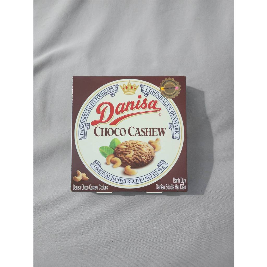Bánh quy socola hạt điều Choco Cashew Danisa hộp 90g | Shopee Việt Nam