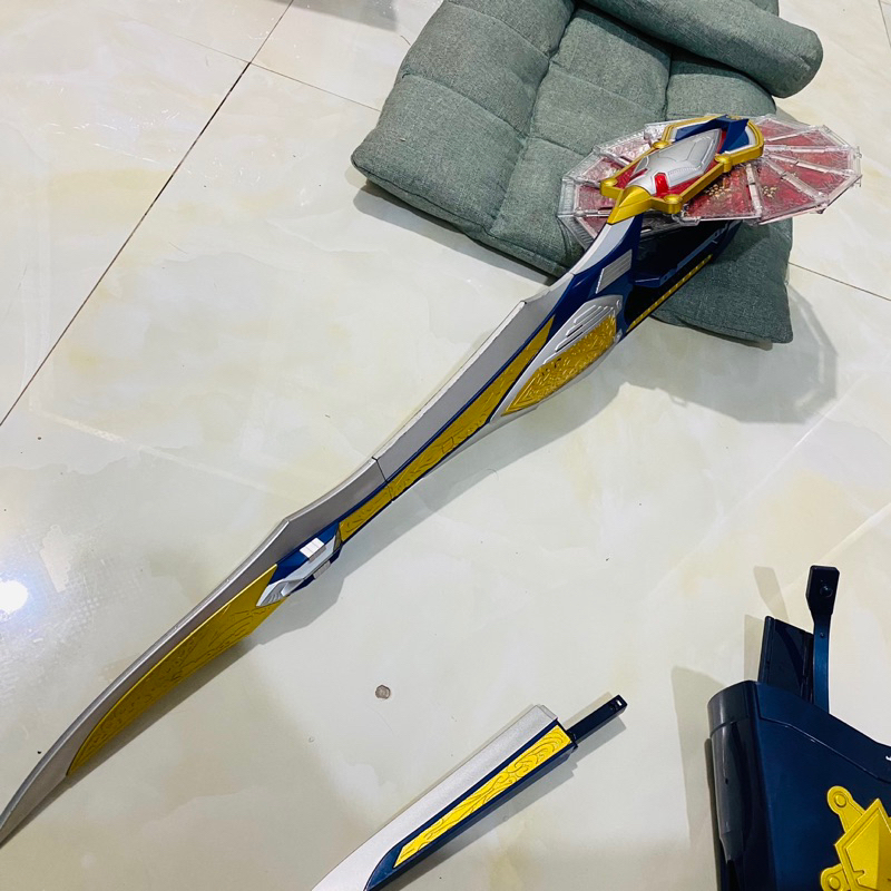 CSM Blay Rouzer xuất hiện trong Kamen Rider Blade | Shopee Việt Nam