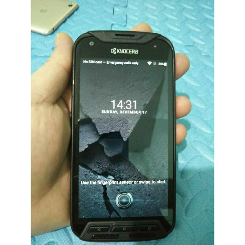 Điện thoại Kyocera Duraforce E6820( KHÔNG NHẬN SIM) | Shopee Việt Nam