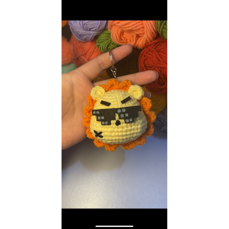 MÓC KHOÁ LION VÀ CHINZILLA ( MY SCHOOL PRESIDENT ) | Shopee Việt Nam