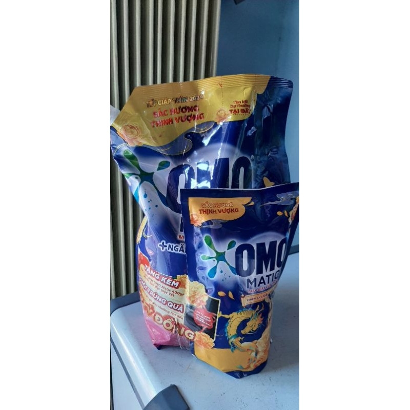 [mua 1 tặng 1+ mã dự thưởng] Nước giặt Omo matic ngăn mùi ẩm mốc 3kg6 tặng túi nhỏ 400g khử mùi ...