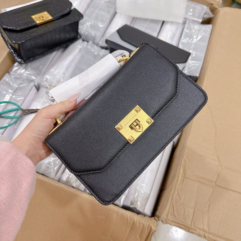 (Túi giấy hãng) Túi khuy nhọn da sần | Shopee Việt Nam