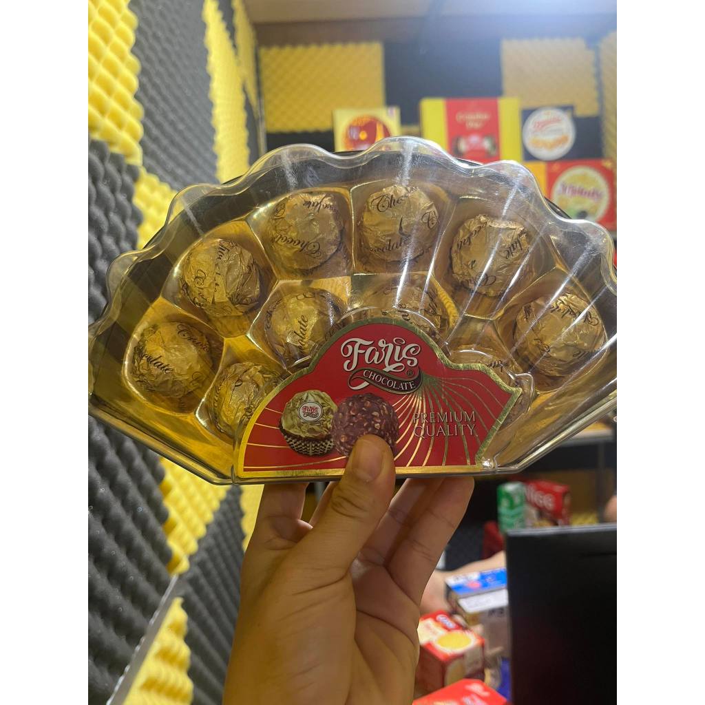 Hộp Socola nhập khẩu Faris dạng hình cánh quạt và hình trái tim ...